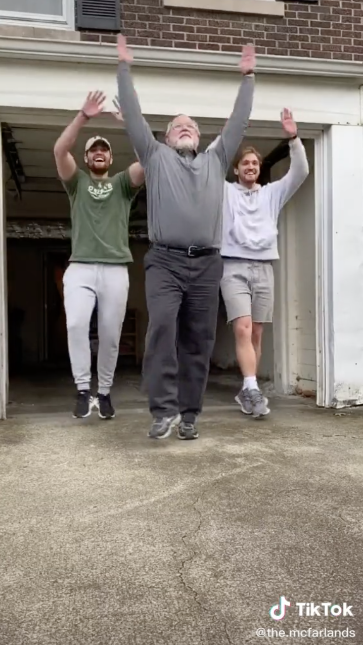 Dad’s hilarious dance with sons scores over 15.5M views