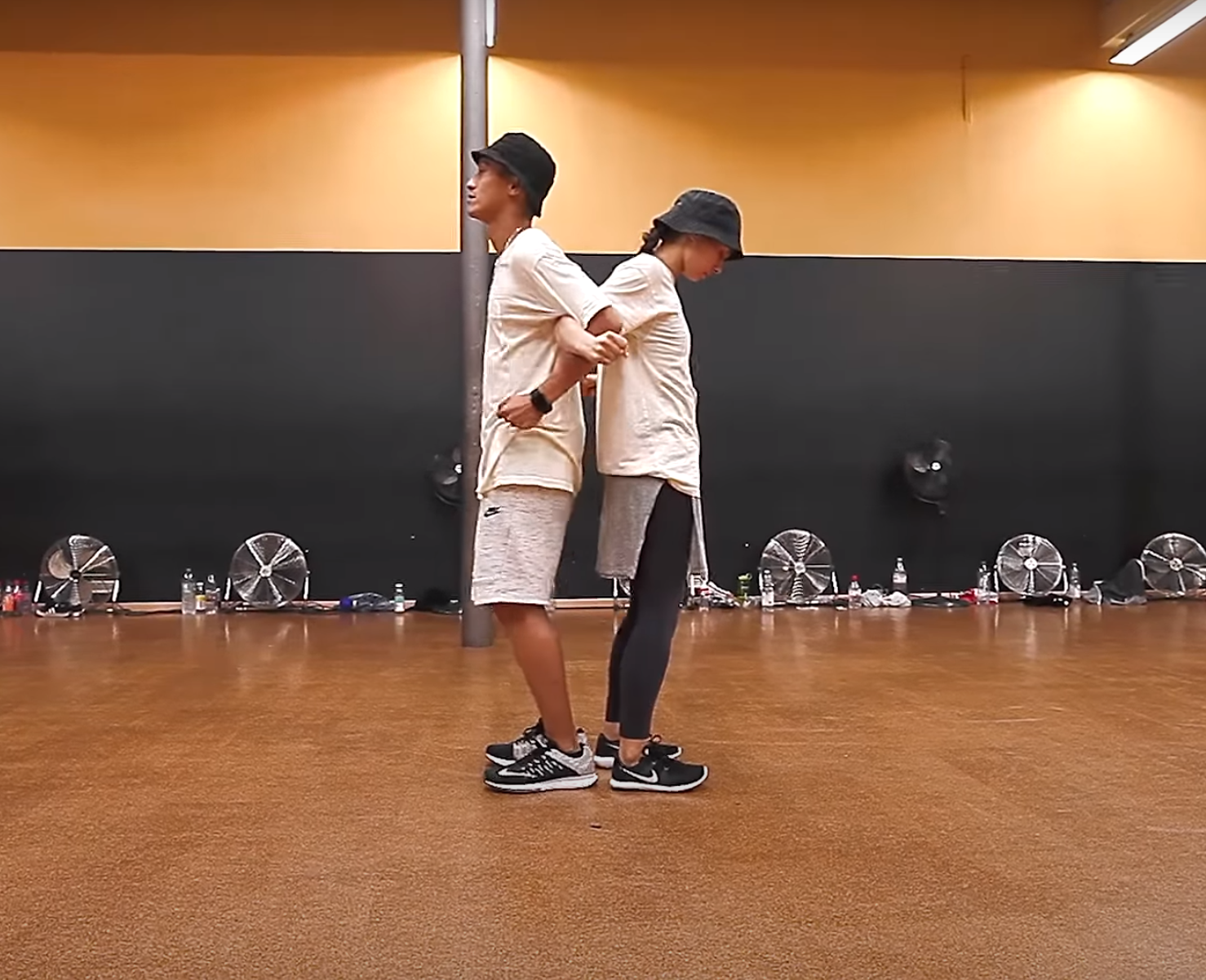 Couple’s electric dance moves take electronic dance song to new heights