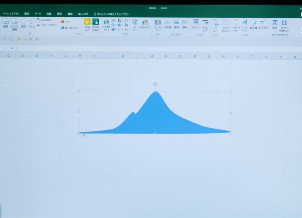 80-year-old learns Excel and creates artistic masterpieces with it