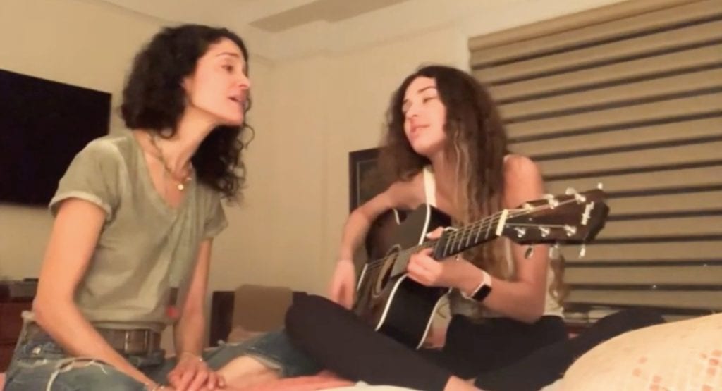 ‘Shallow’ gets perfect musical makeover with mother-daughter duo