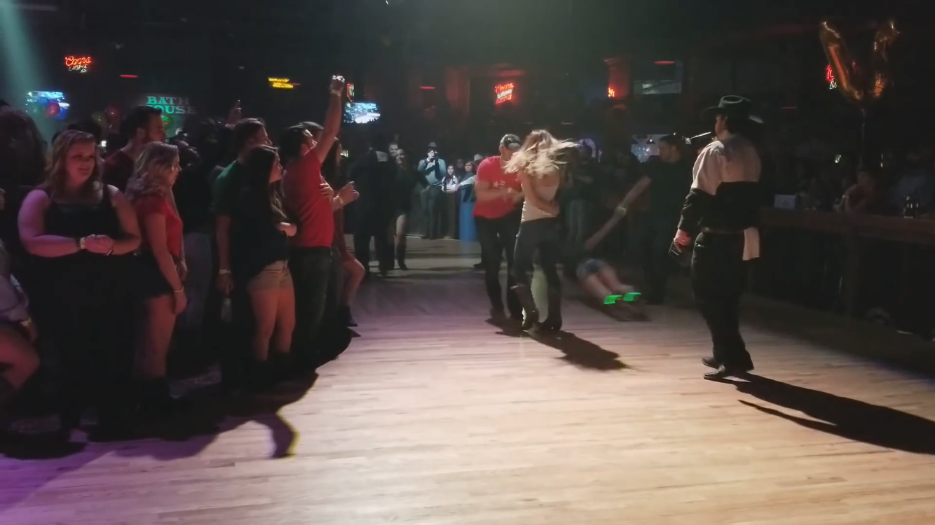 Couples dance their way to traditional country finals