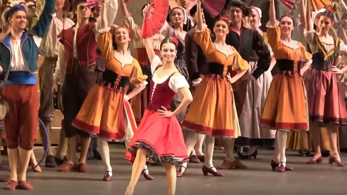 “Sugar Plum Fairy” performance by Russian ballerina wows the audience