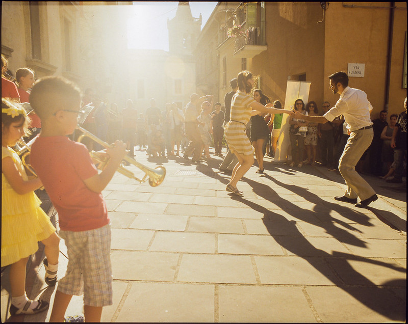 Couple cozies up on dance floor for smooth first country dance