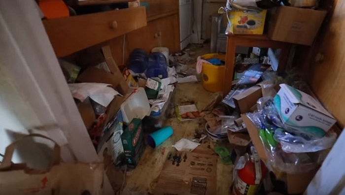 Tenant with a hoarding problem destroys home and guy buys it before ...