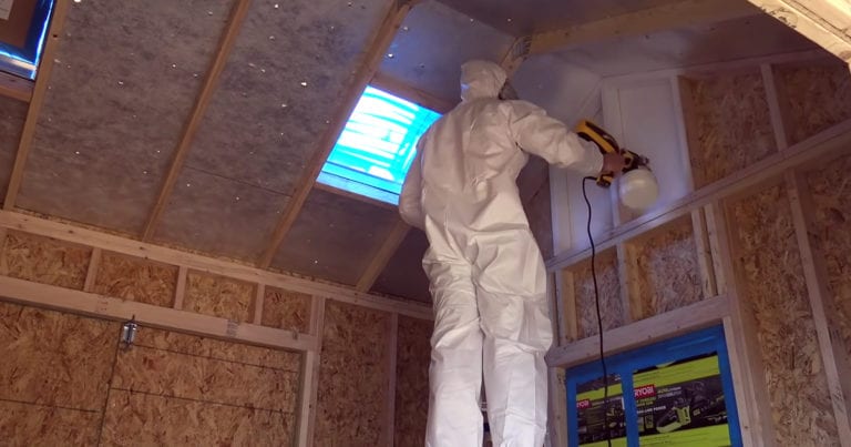 Guy gives step-by-step of how he built a DIY solar-powered workshop