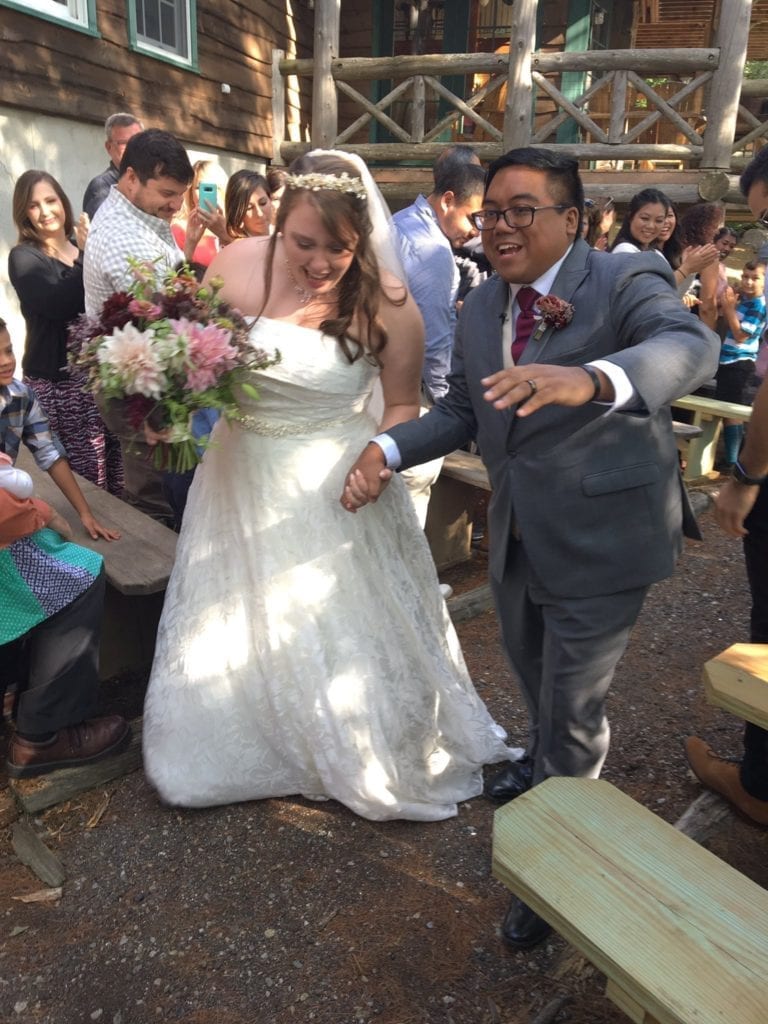 14 Tall Women Showing Off Their Shorter Husbands