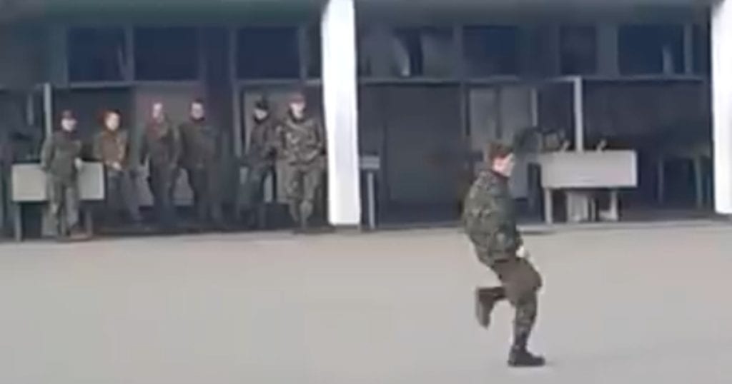 Solo soldier turns up the heat with slick moves