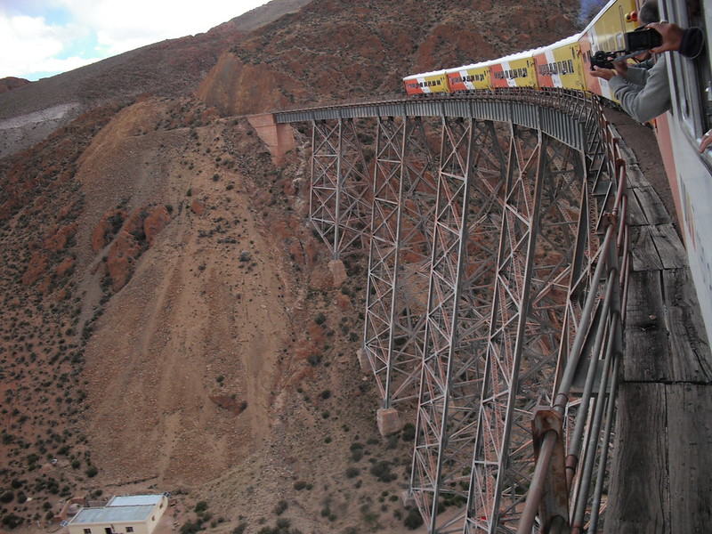 23 Of The World's Most Dangerous Roads