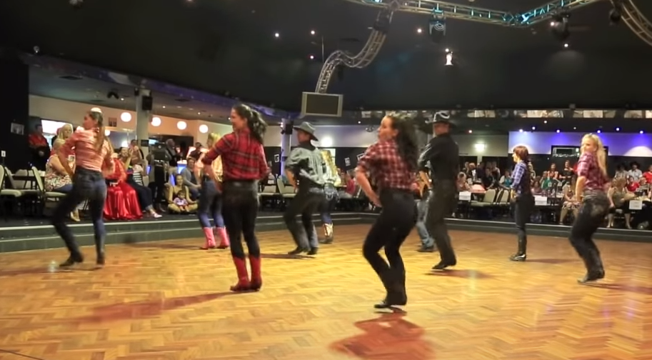 Australian country dancers amaze the internet with awesome line dance ...
