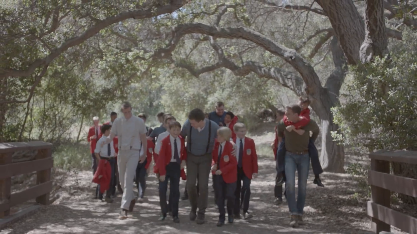 Singer lifts his head. Sets off breathtaking ‘Homeward Bound’ rendition