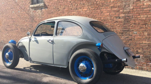 Guy deconstructs an original VW Beetle then turns it into awesome mini ...