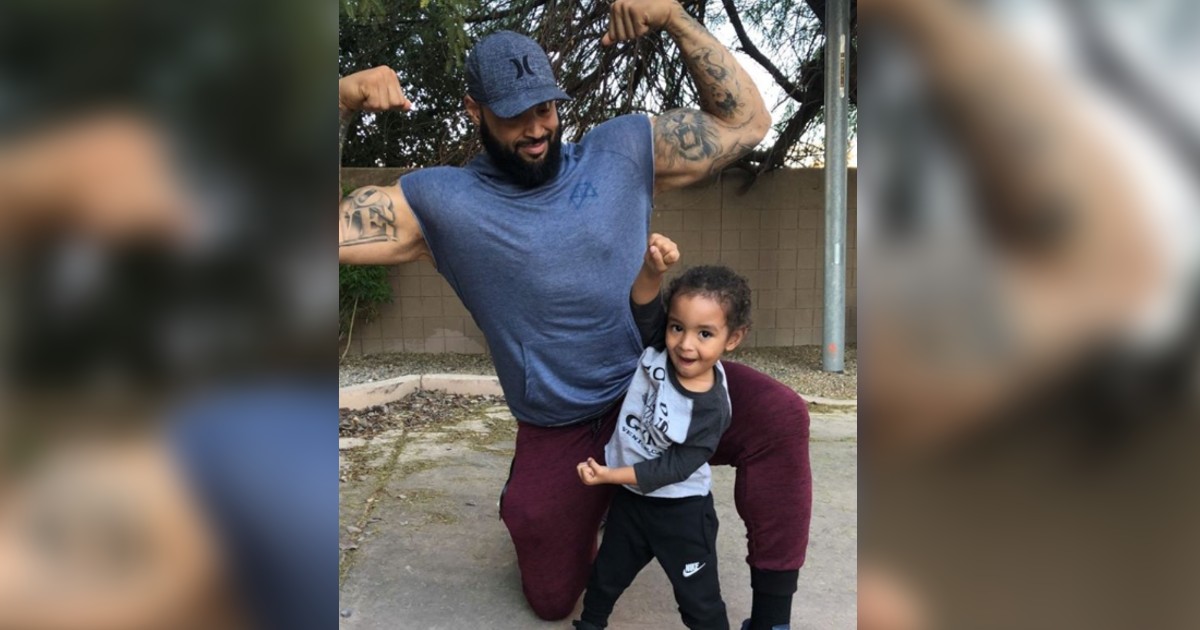 600-pound man loses all the weight starting with walks to Walmart