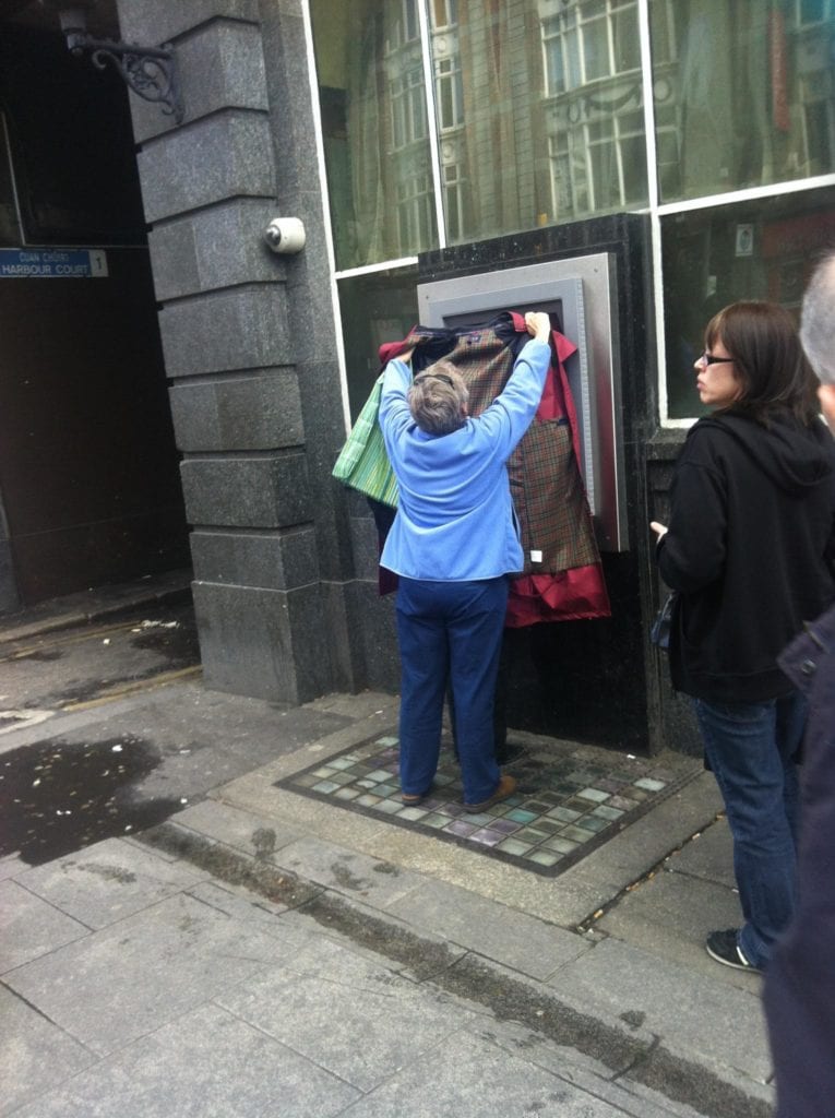 25 Funny People Who Couldn’t Be More Overprotective If They Tried