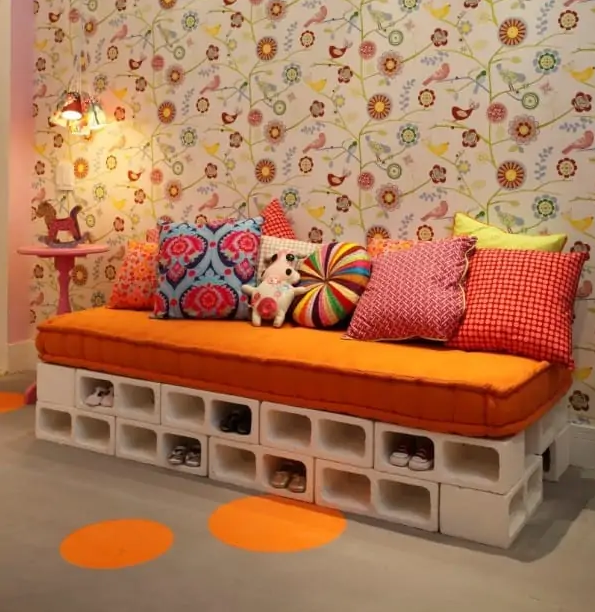 35 Incredible Uses For Cinder Blocks At Home