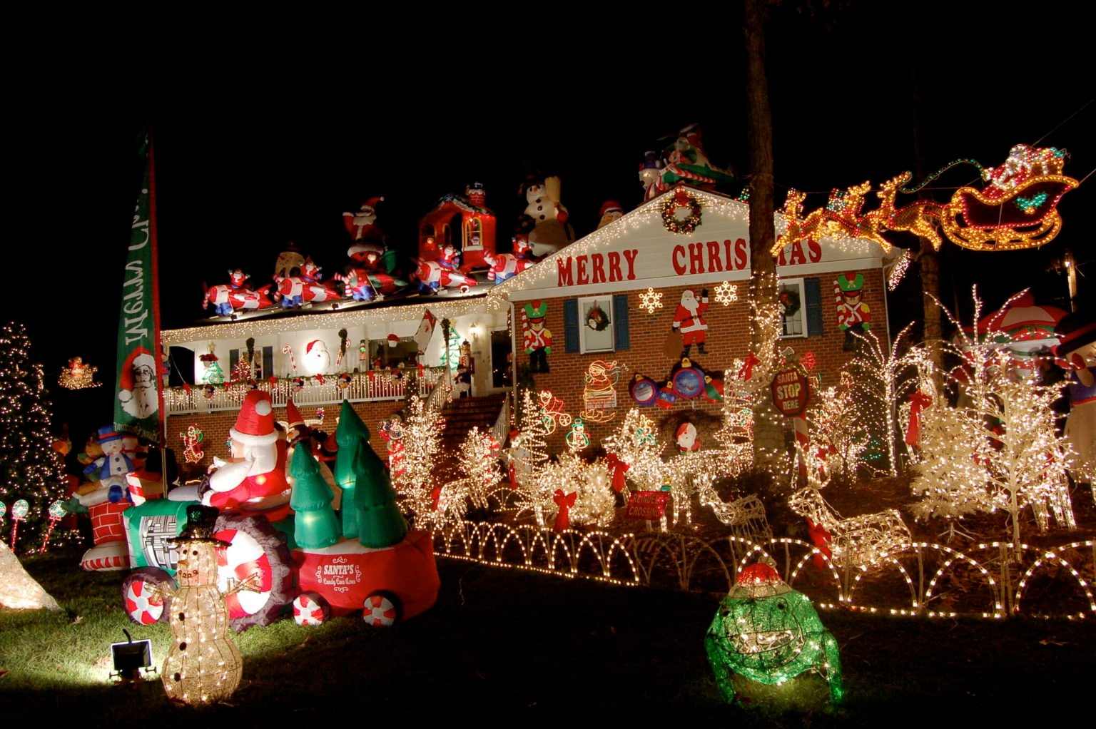 45 homes that were the talk of the neighborhood with their crazy ...