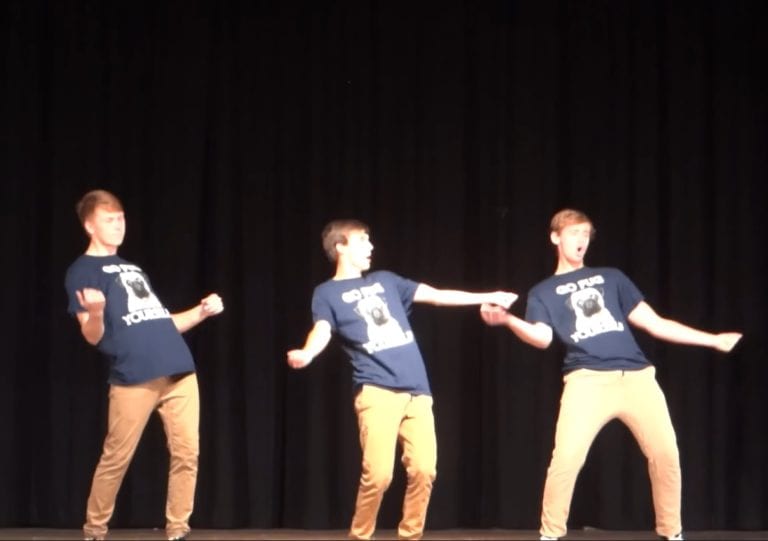 3 Young men leave crowd howling when they start shaking on stage