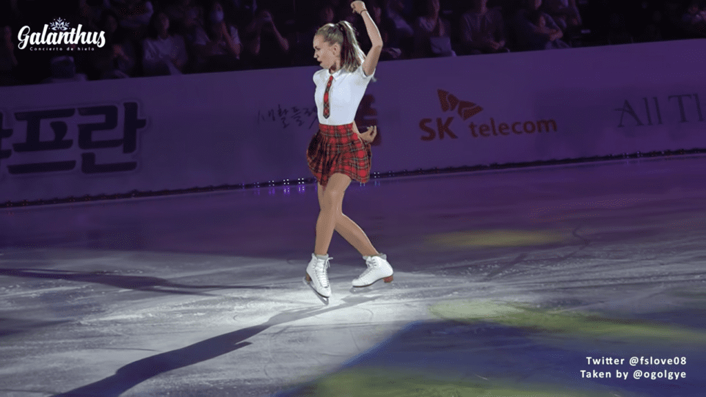 Sweet schoolgirl goes ‘bad’ lighting up the ice with 26 million views