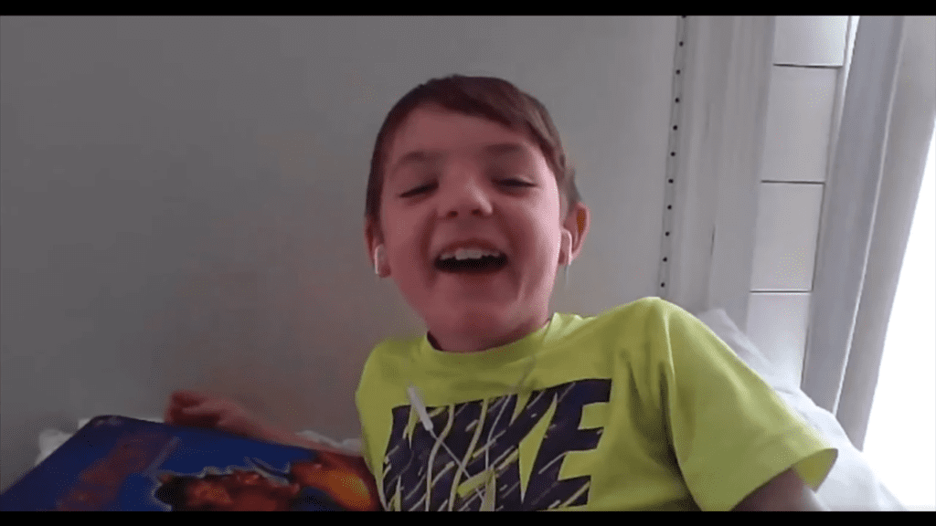 Teacher ‘farts’ during zoom class and kids hold nothing back with their ...