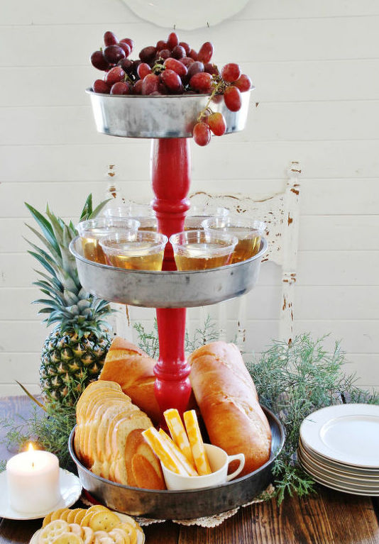 55 Clever ways to repurpose old baking pans