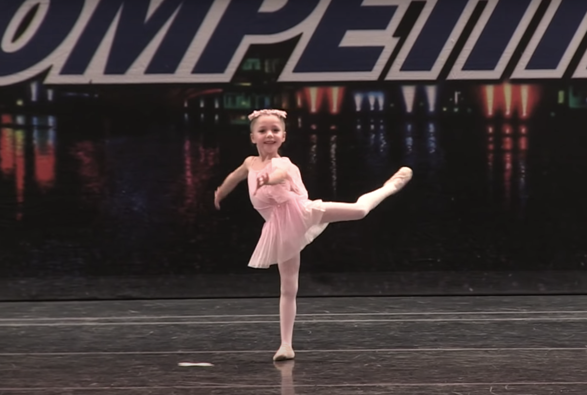 Tiny ballerina’s adorable ‘Cupid’ dance steals hearts