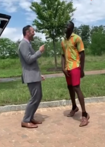 Well-known weatherman shakes up the internet with epic dance