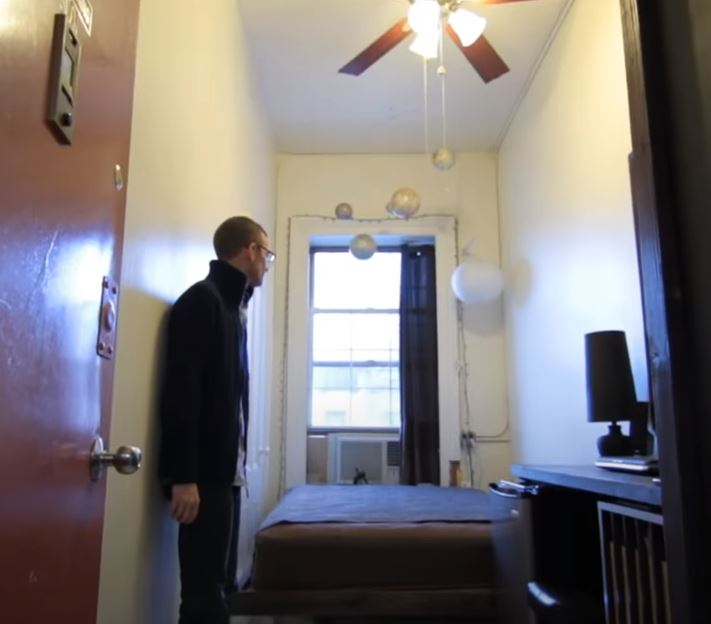 Man Gives A Tour Of His Teeny 78-Square-Foot New York Apartment