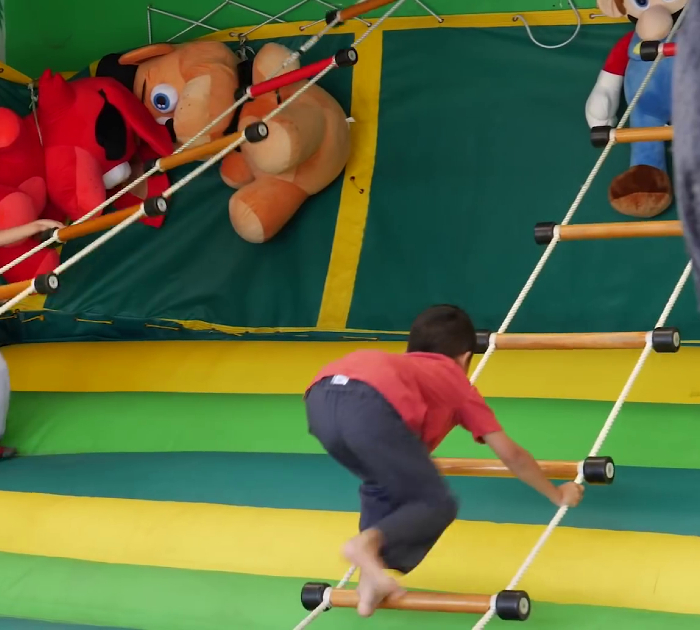 Man makes video showing the science behind carnival scams and gets over ...