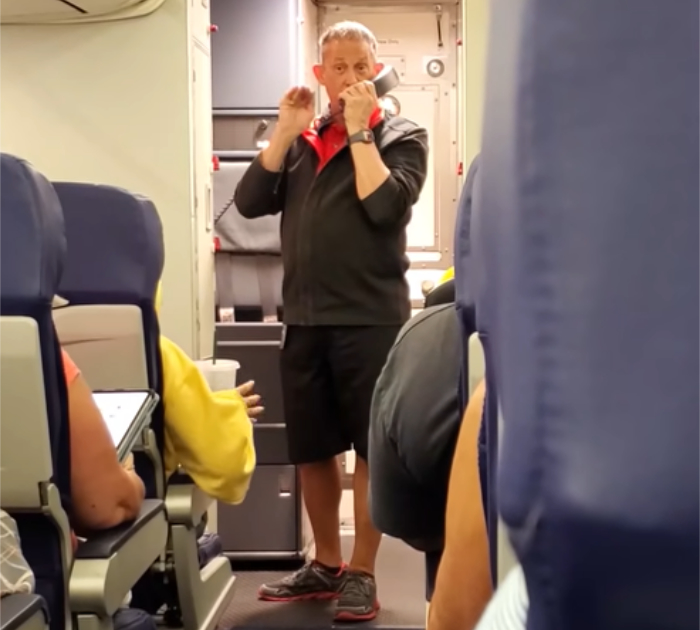 Flight attendant gives passengers a belly laugh with hilarious pre ...