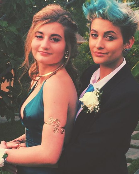 40+ of the most awkward celebrity prom photos ever