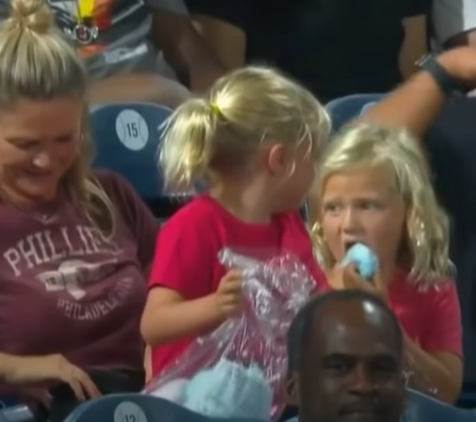 10-year-old snags foul ball then melts hearts when he gives it to ...