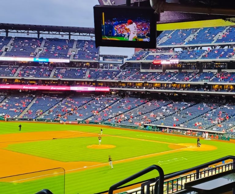 10-year-old snags foul ball then melts hearts when he gives it to ...