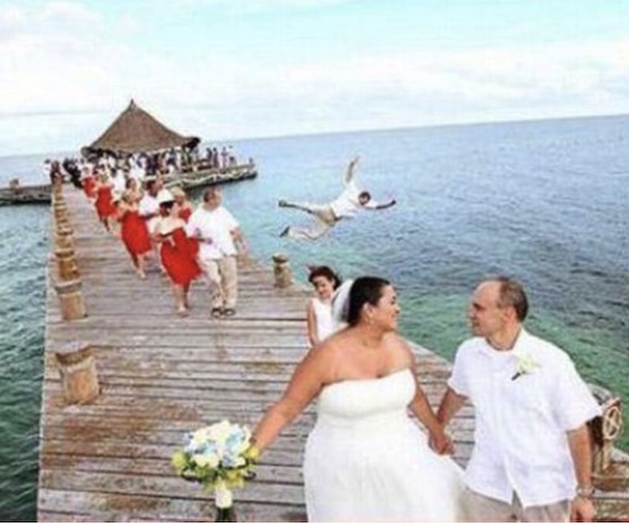 30 hilarious wedding pics that’ll make you say “I don’t”