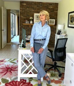 Stylish 76-year-old defies stereotypes on social media