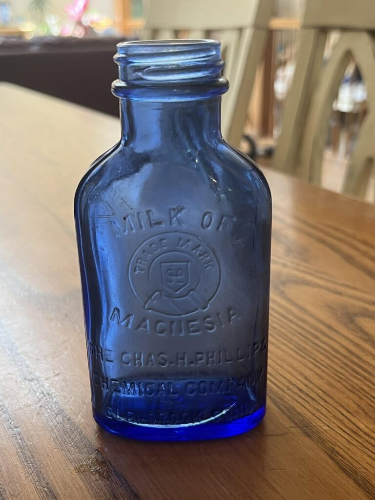 30 common thrift stores items you can easily flip for money