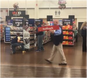 Man leads Walmart employees through electrifying line dance no one can ...