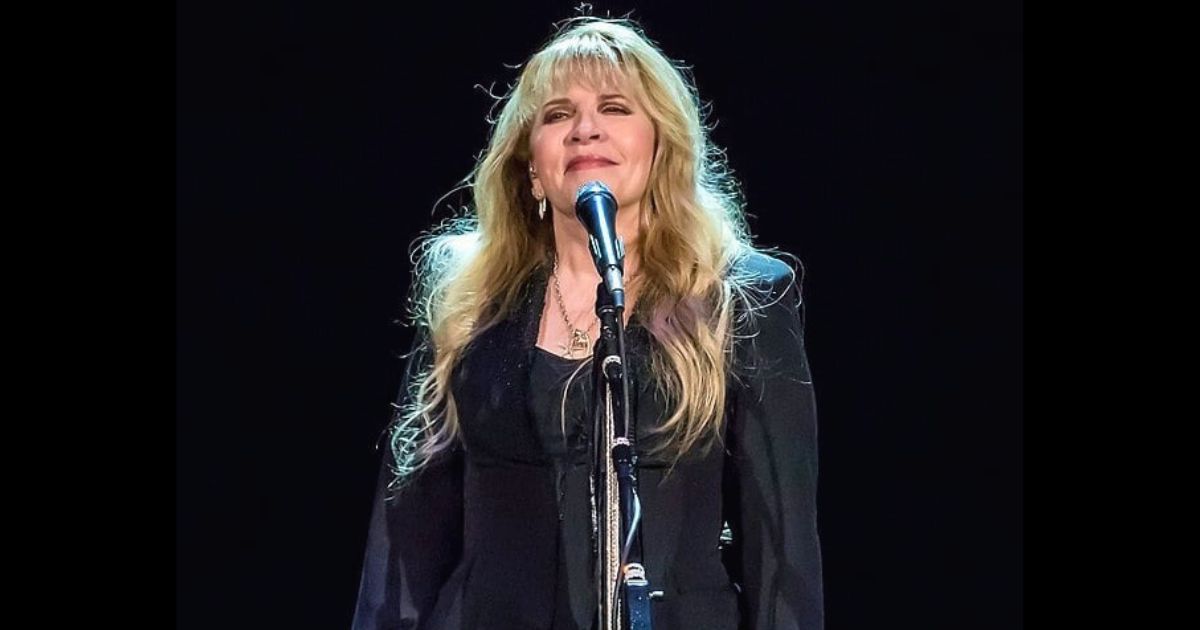 The top 30 female singers ranked by their insane net worth